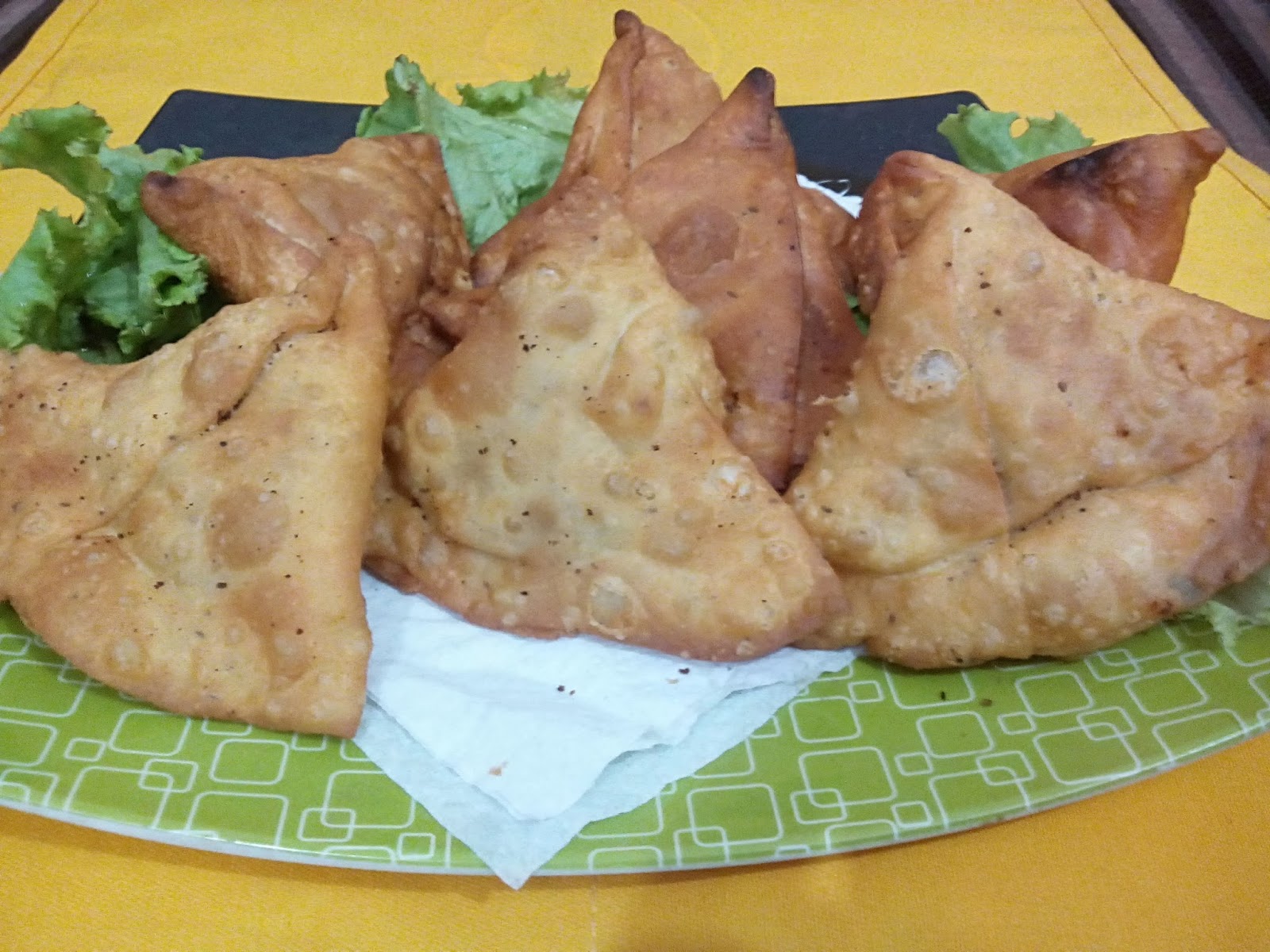 Cookbook: AALOO KE SAMOSEY