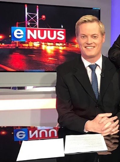 TV with Thinus: TV news anchor Gustav Greyling out at eNuus on kykNET ...