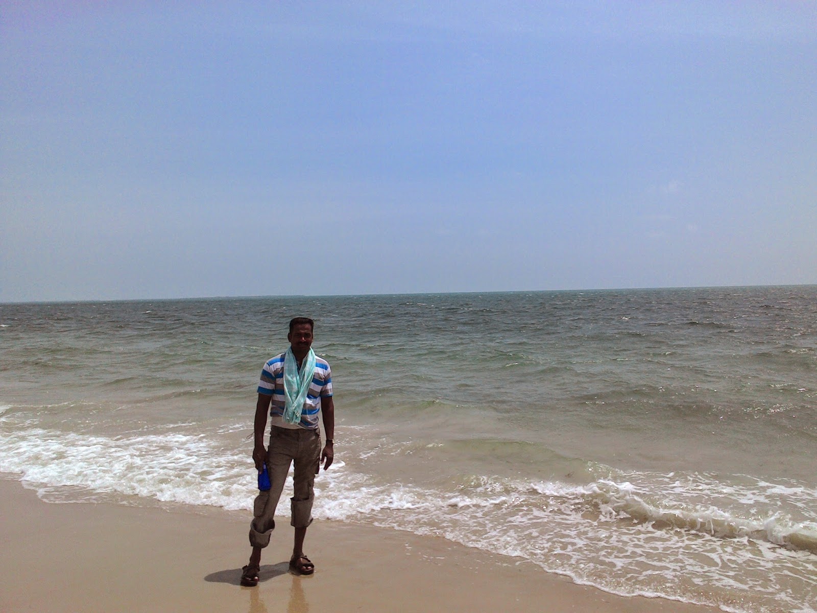 STILLS FROM INDIA: Kobikashok Rameswaram Visit - Kushi Beach