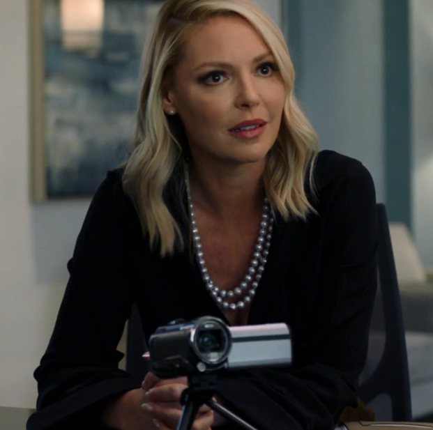 Harvey's quandary made up the heart of the episode though. He revisited ...