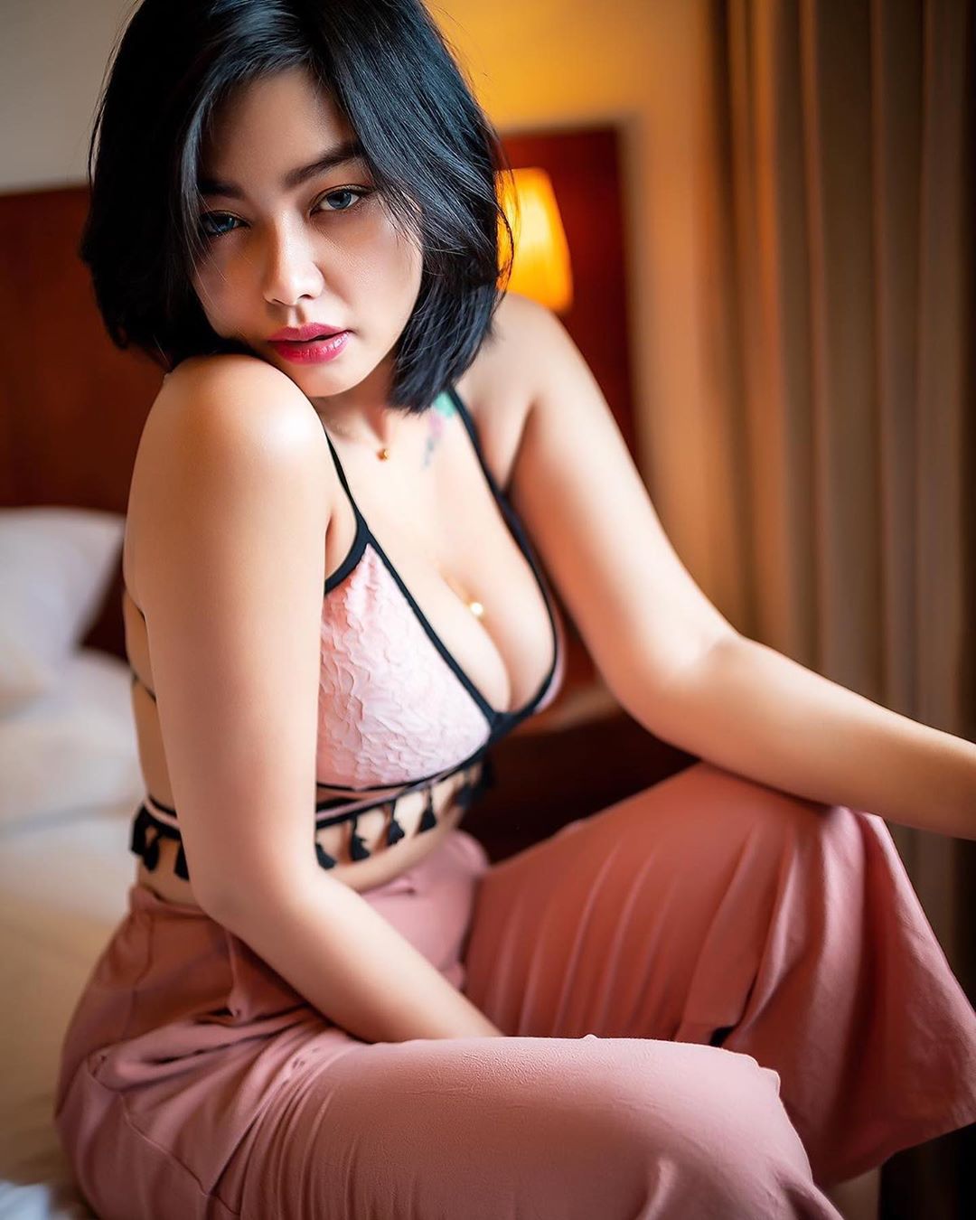 Nwe Nwe Htun | Myanmar Model Girl