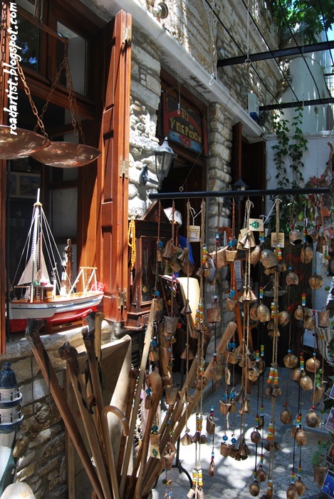 Roadartist in Athens: Απείρανθος Νάξου