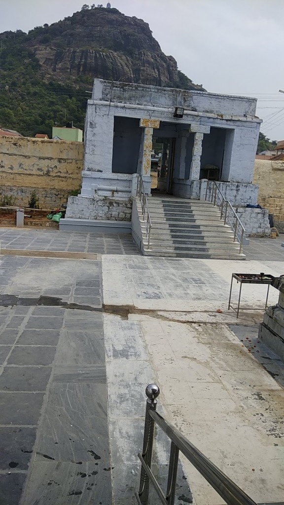 Tamilnadu Tourism: Mallikarjuneswarar Temple, Vellar, Omalur, Salem