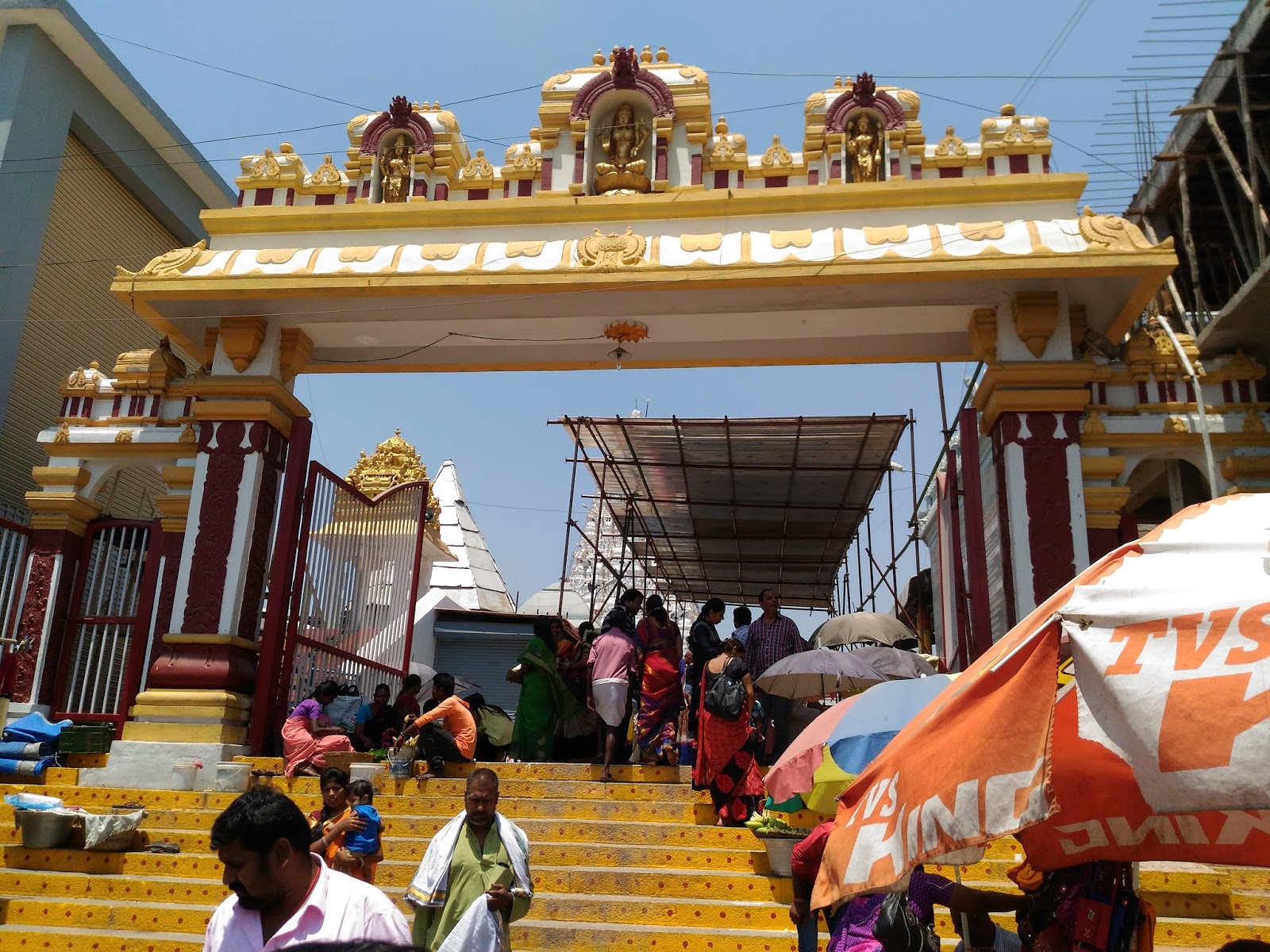 Indian Temple Timings: Alamelu Mangapuram - tiruchanur padmavathi temple