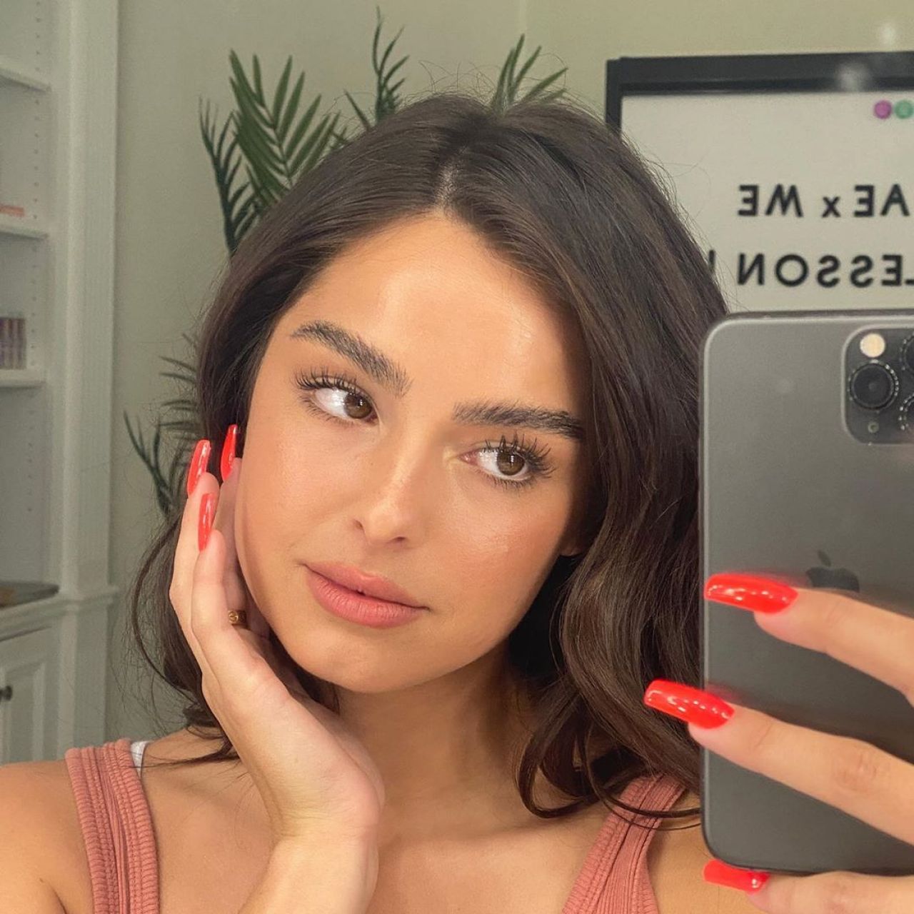 Addison Rae Easterling Style - Social Media Photos 08/07/2020 - RitzyStar