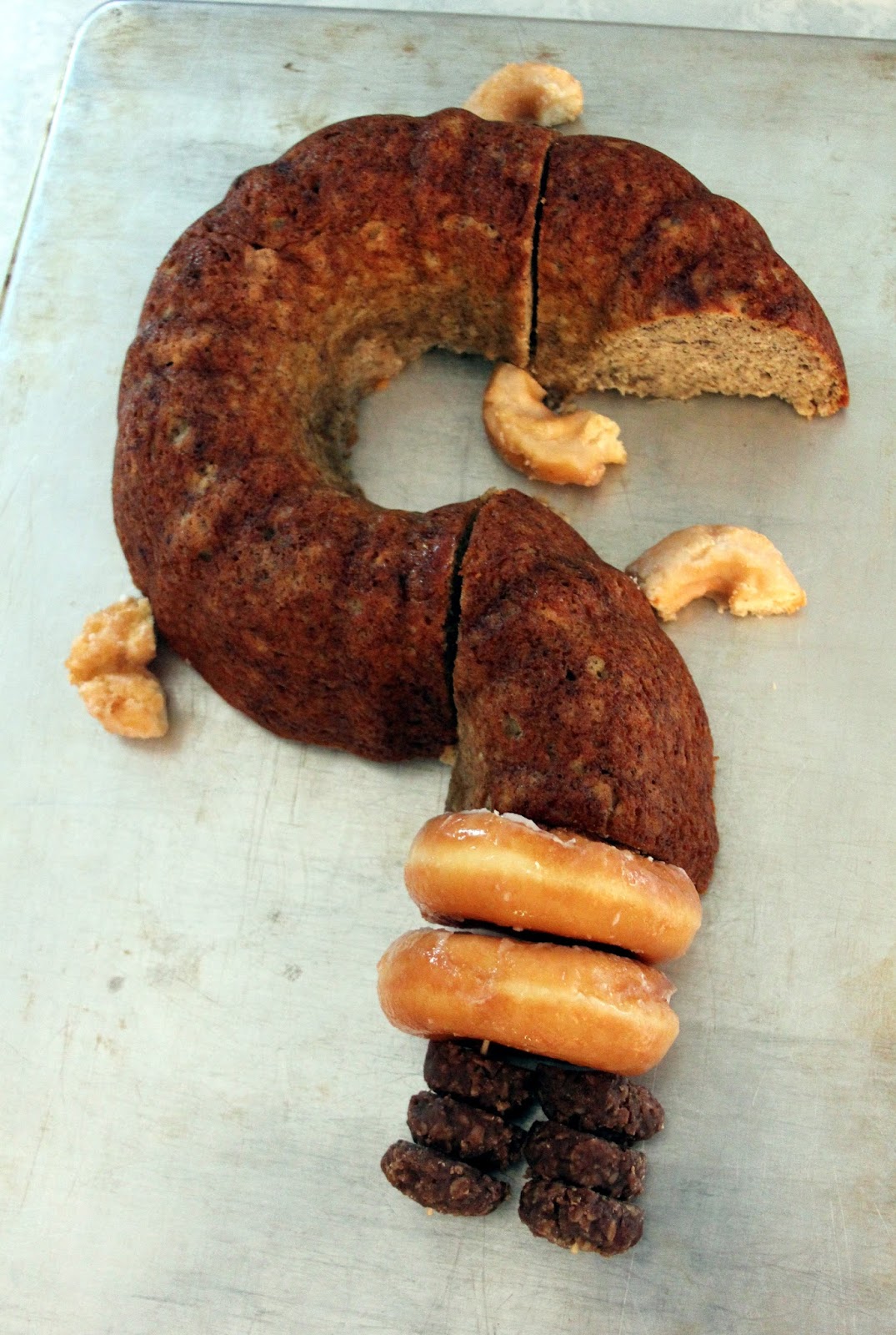 Jo and Sue: Dragon Cake