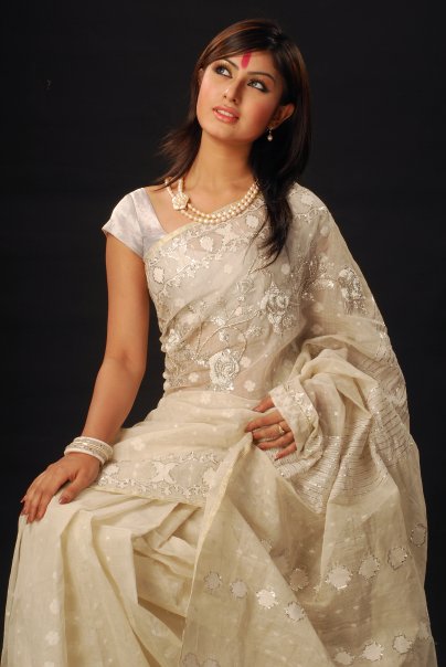 Fashion Market: Bangladeshi Saree & dress