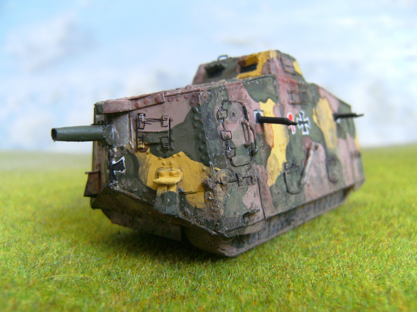 Happyscale-Modellbau: Panzer A7V - papermodel 1:72