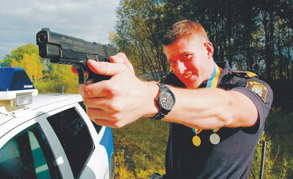 UNDER MATTAN: SVENSKA POLISENS NYA AMMUNITION