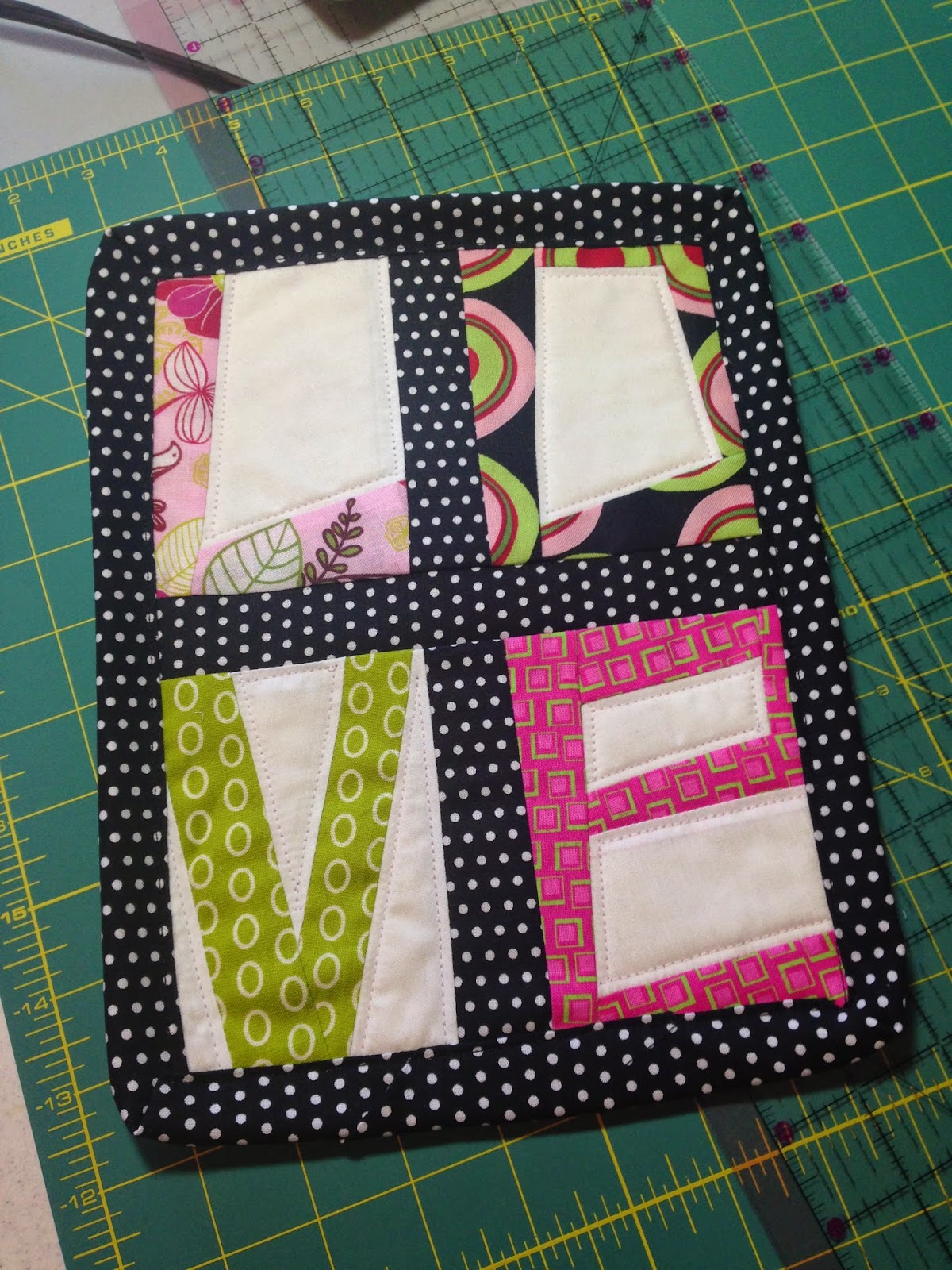 One Step Away...: Mug Rugs and Paper Piecing!
