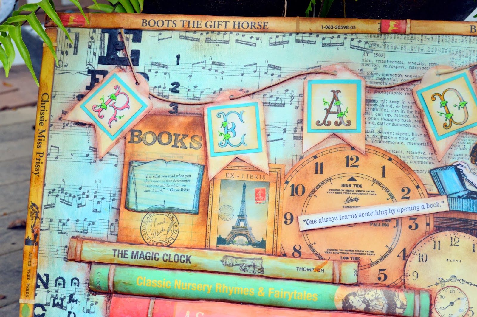 Lynda of Lakeland: A Haven of Books Canvas:READ