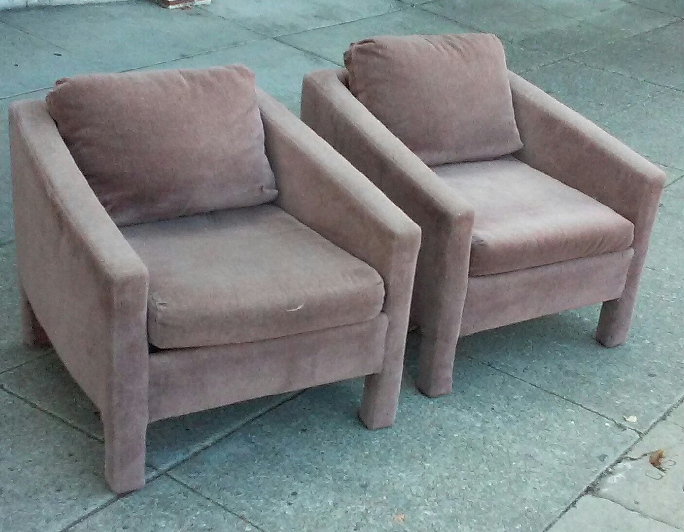 UHURU FURNITURE & COLLECTIBLES: **SOLD** #29280 Pair of Levitz 29” Wide ...