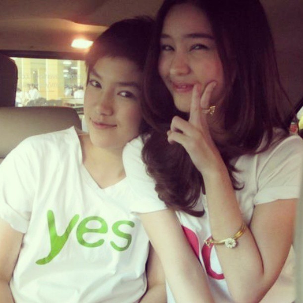 All About Yes or No!: Foto-Foto Super Summer Tina dan Aom