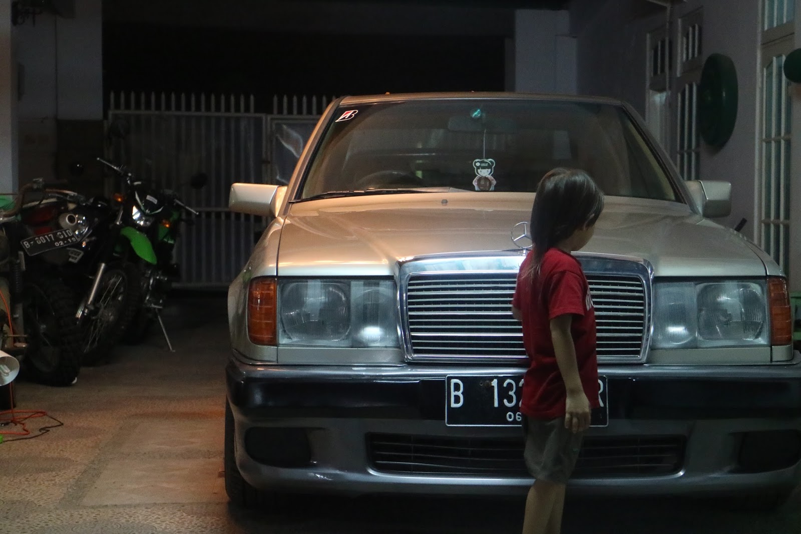Sejarah Mercedes-Benz W124 atau Mercy Boxer ~ Mercy Boxer