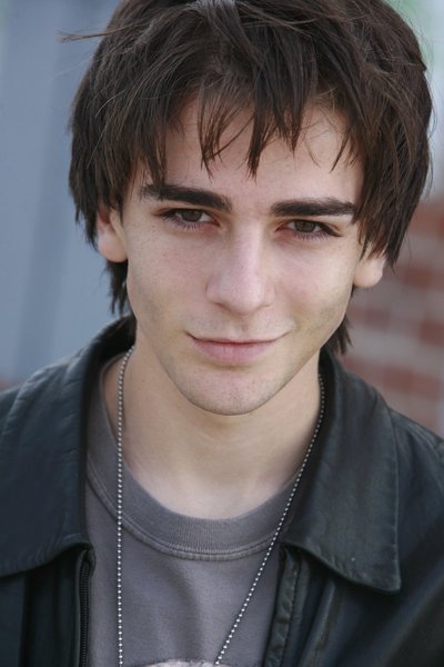 Henshin Grid: Felix Ryan Gallery