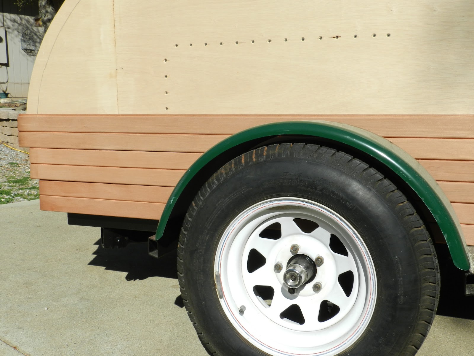 Ed's Teardrop Trailer Project: Trailer Construction