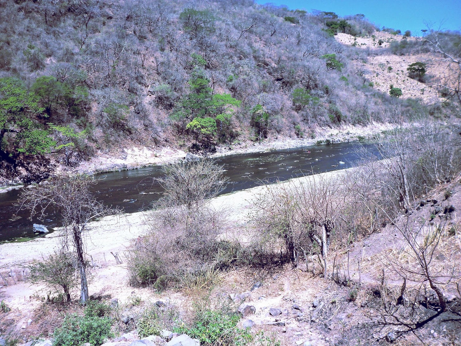 Fotos del Rio Paz visto desde el Cerro.