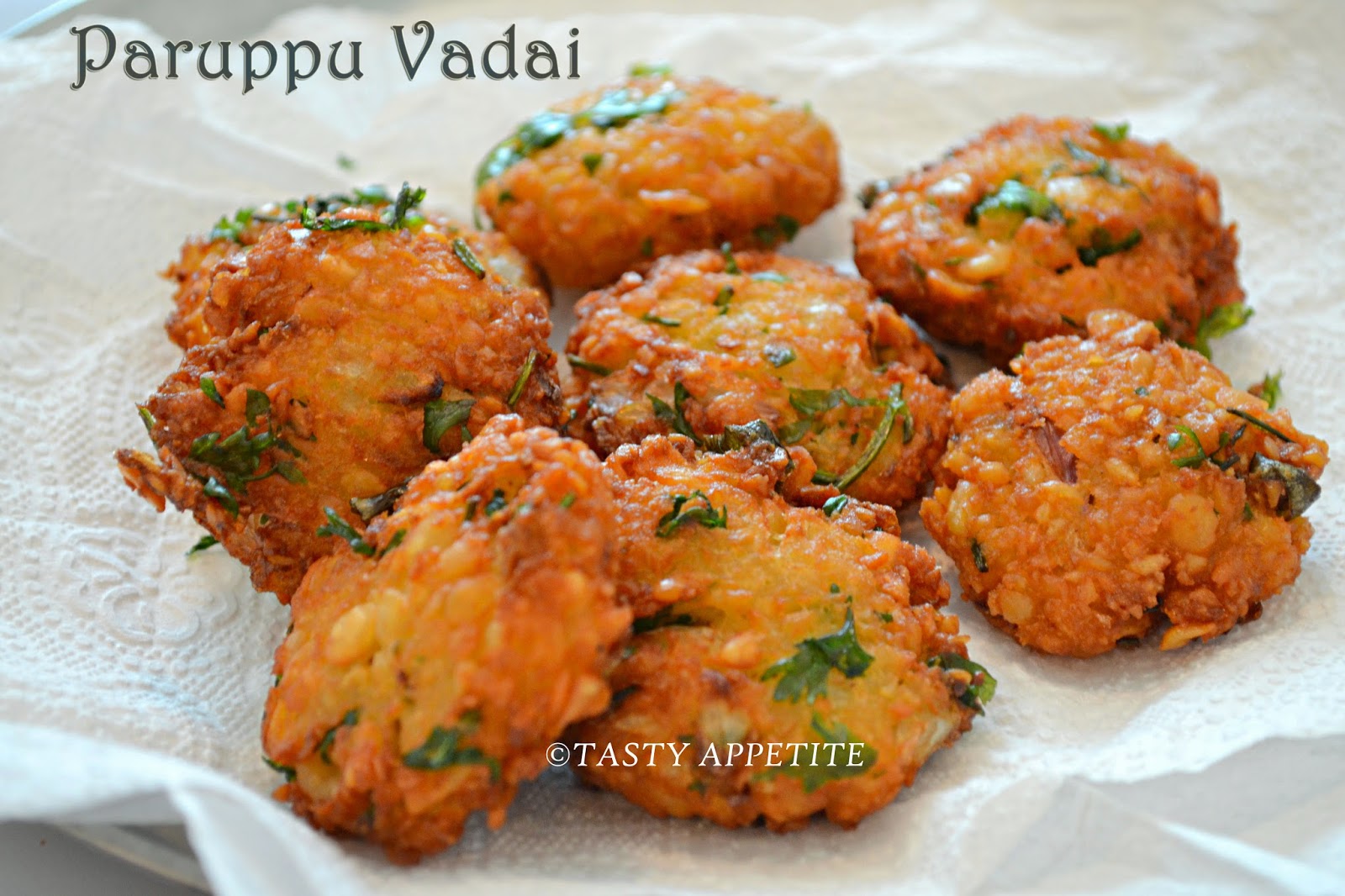 Paruppu Vadai / Parippu Vada / Dal Vadai / Lentil Fritters / Aamai ...