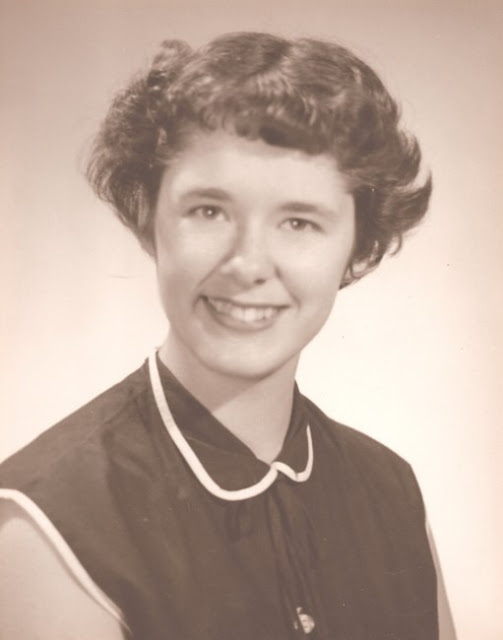 Mujerícolas: Mary G. Ross. La primera mujer ingeniera nativa americana.