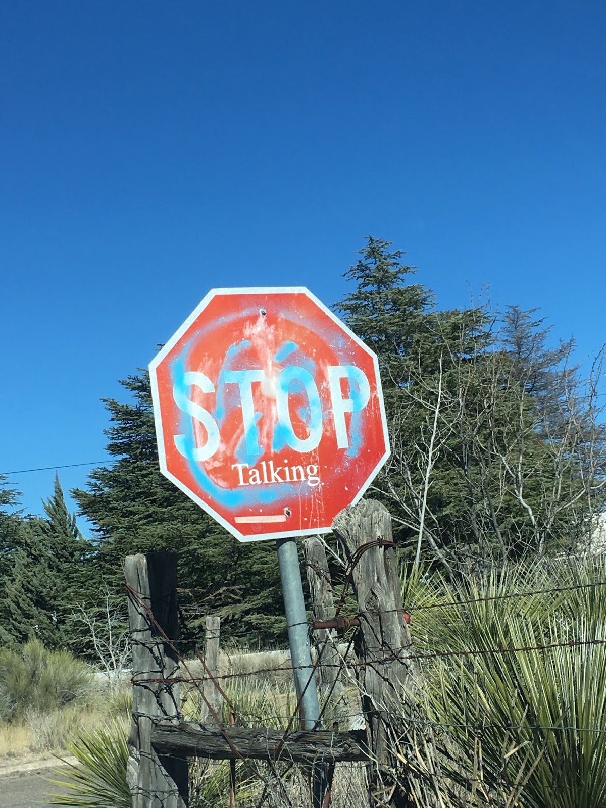 autoliterate: West Texas Stop signs