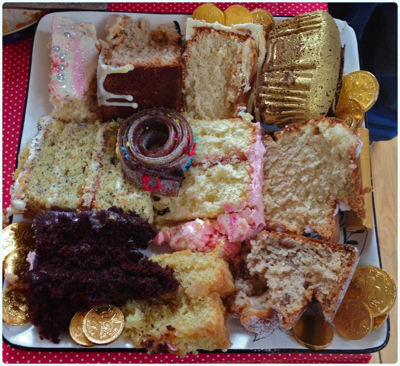 Clandestine Cake Club Bolton - 99 Problems... | Dollybakes