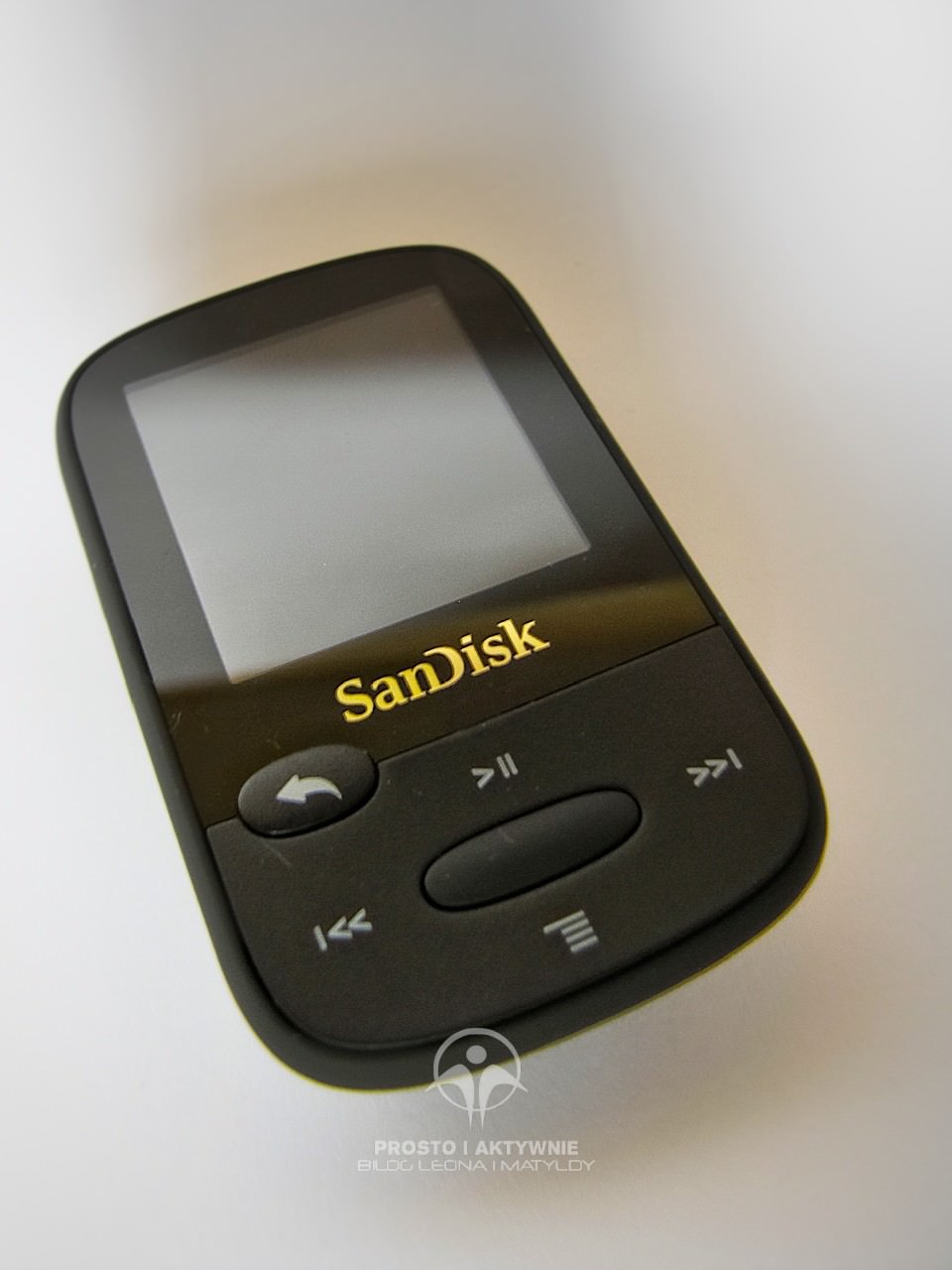 SanDisk Sansa Clip Sport - opinia o niedrogim odtwarzaczu MP3 - Prosto ...