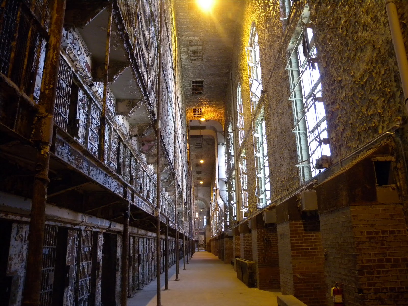 Finding Bibelots: Ohio State Reformatory