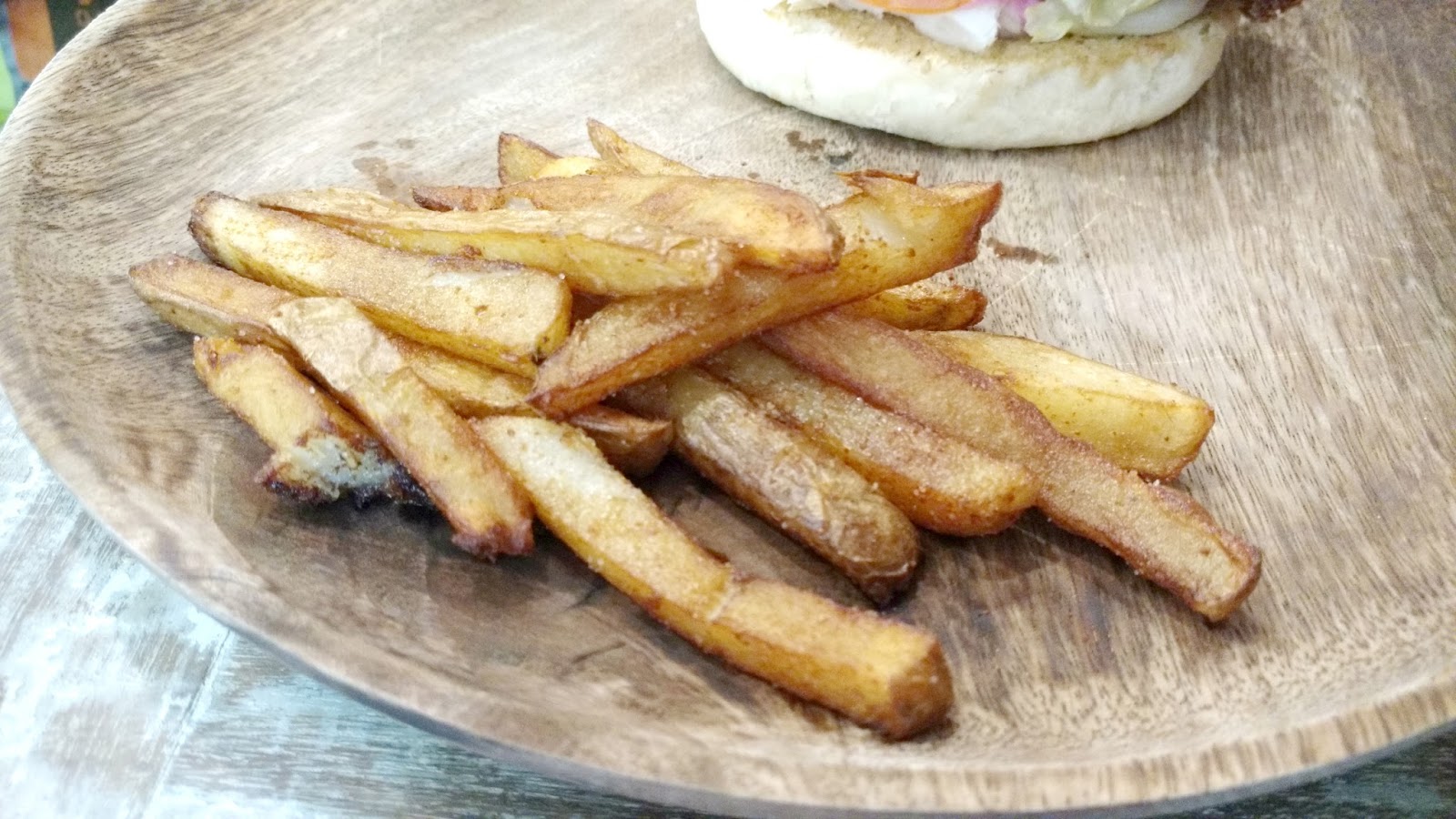 Food Review: Frisbees.. The Burger Peddler!