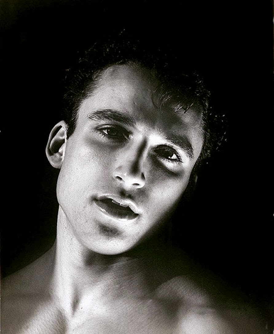 Male Models Vintage Beefcake: Richard Bennett Photographed by Les Demi ...