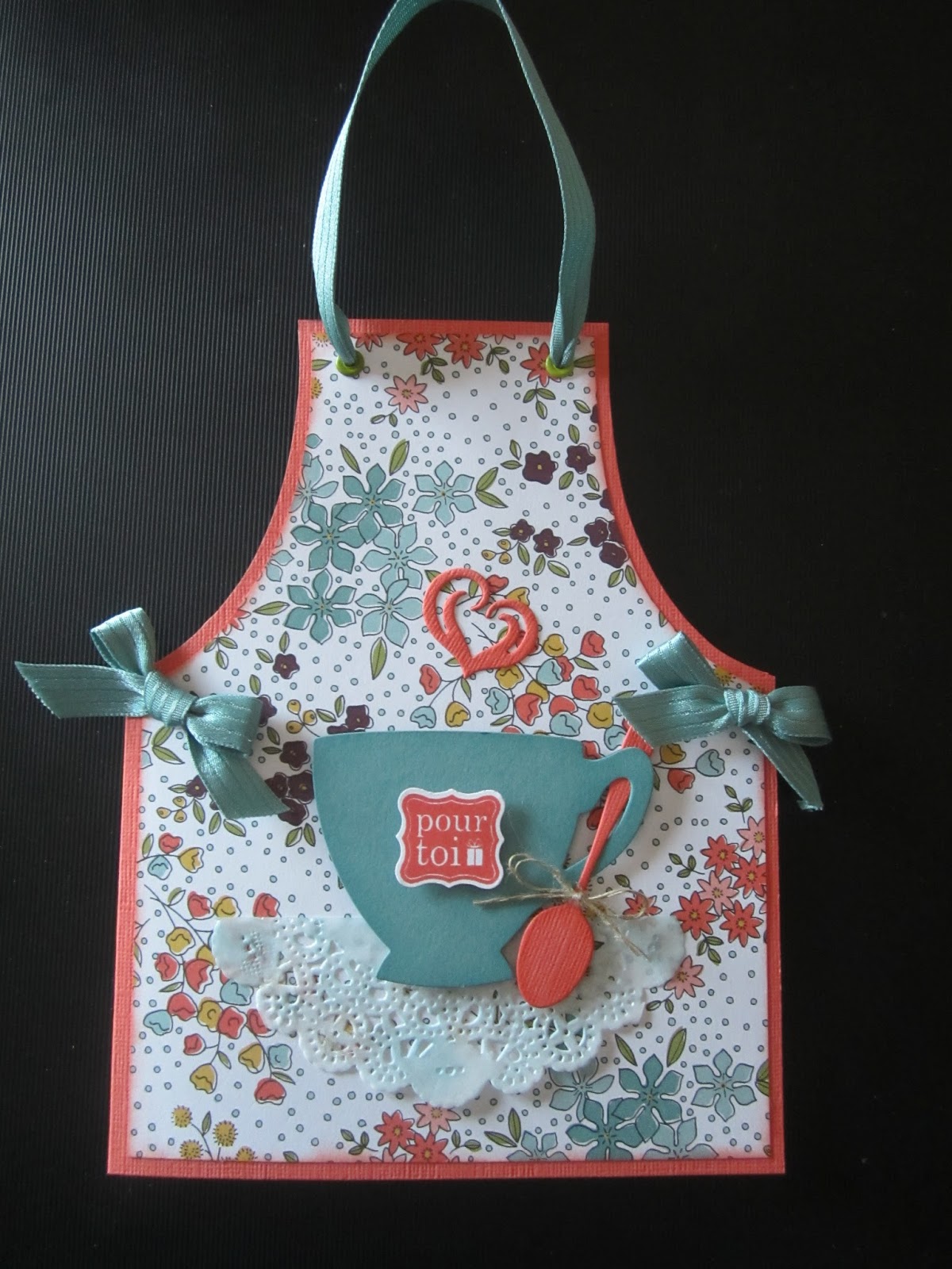 Passion Carton: Joli tablier