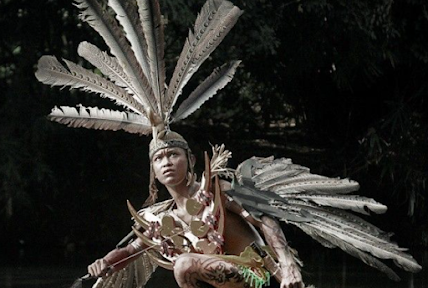 THE MALAY HISTORY AND CULTURE : Iban warrior