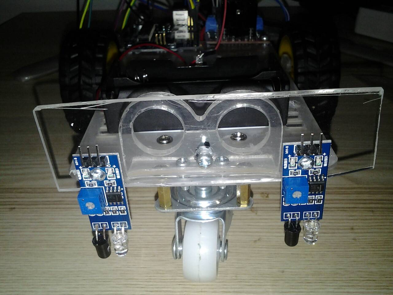 การสร้าง หุ่นยนต์เดินตามเส้น Arduino
