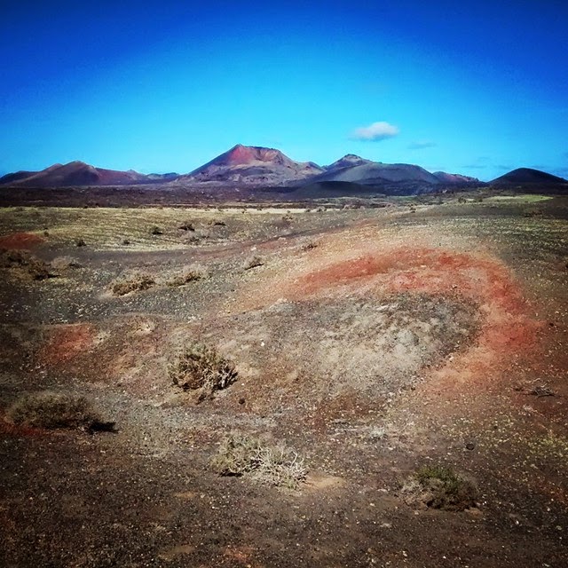 Itchy Feet Adventures: Lanzarote - El volcán del Cuervo/The Raven’s Volcano