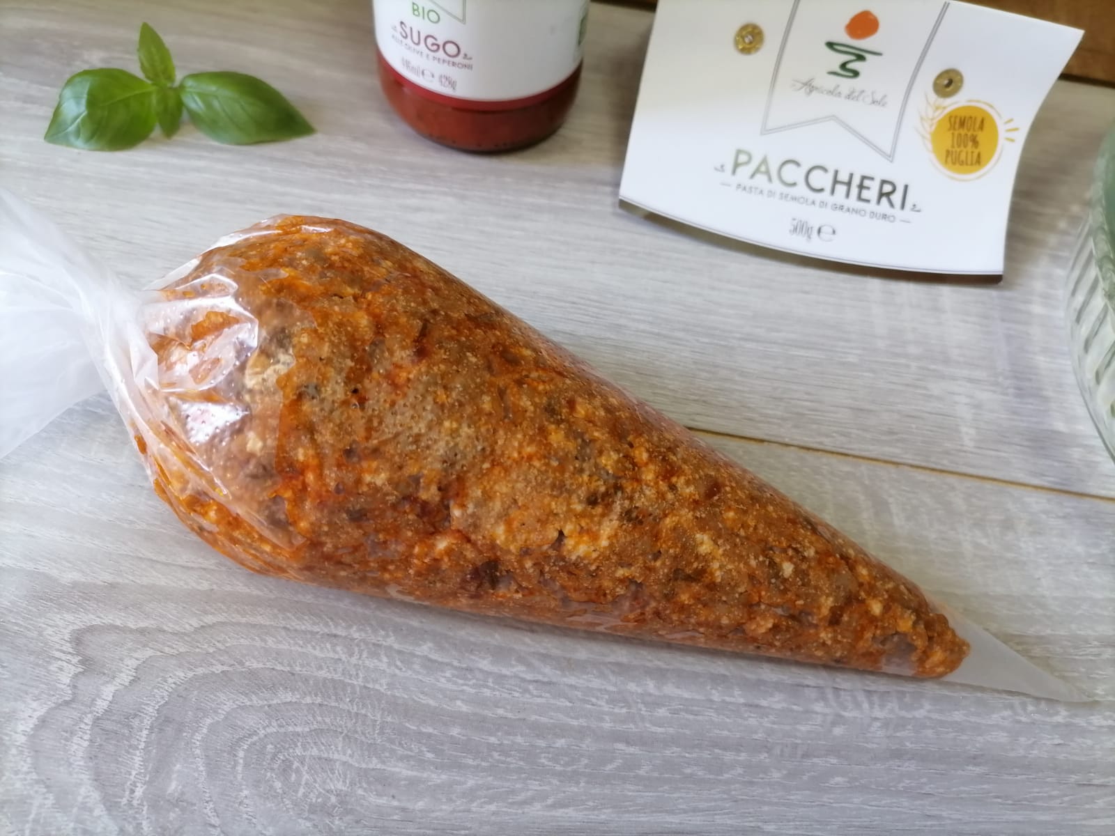 Hellena ...din bucataria mea...: Paste paccheri umplute cu carne ...