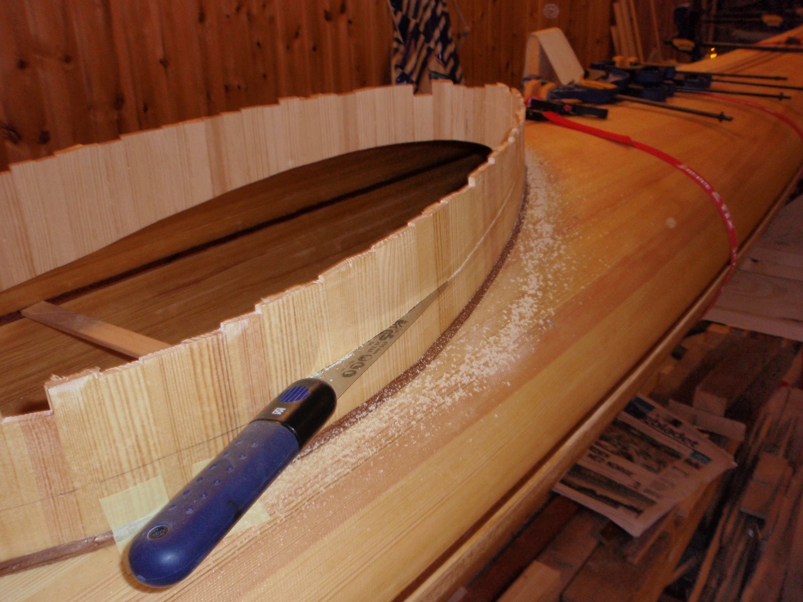 To build a kayak...: 15-09-11: The Cockpit Coaming II