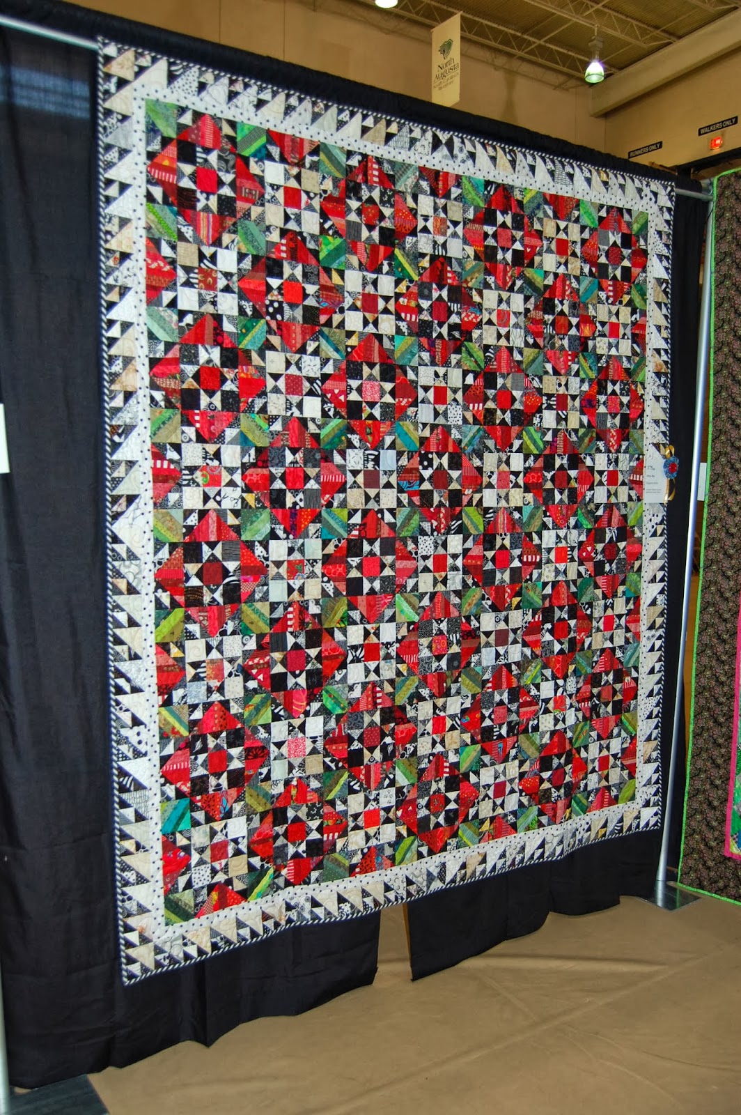 Scraps and Threadtales: Quilt Show Quiltville Inspired Display