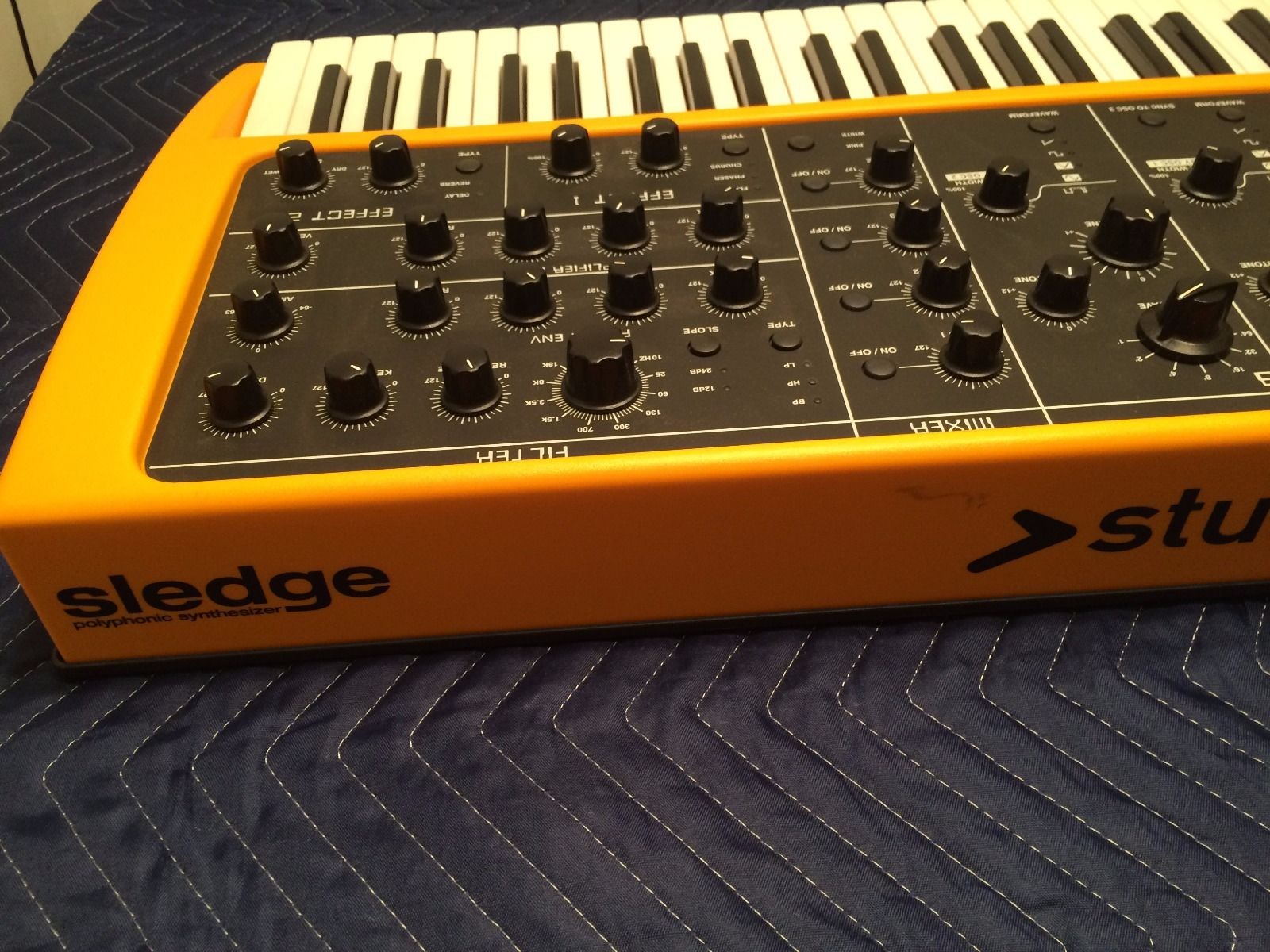 MATRIXSYNTH: Studiologic Sledge 2.1 Virtual Analog Synthesizer