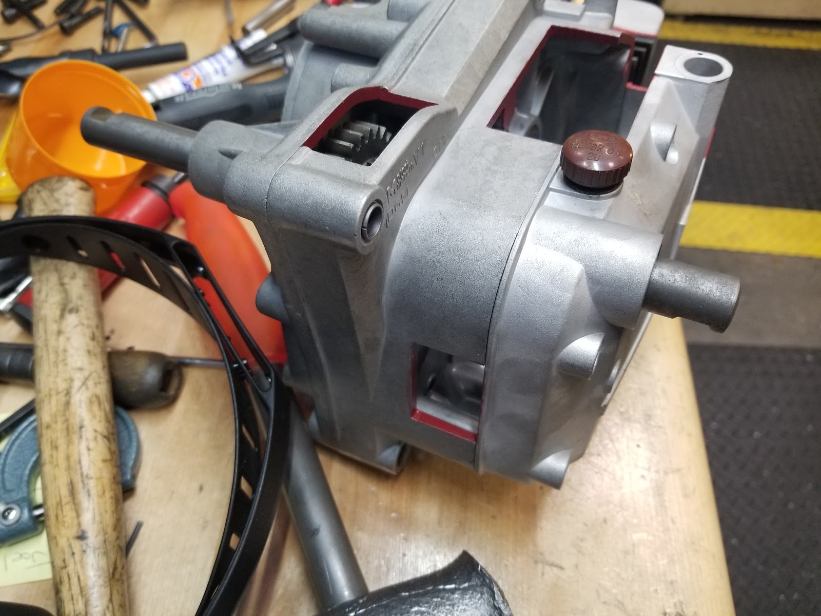 Minarelli V1 Cutaway Motor — Moped Army