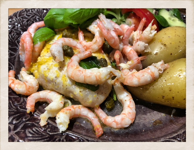 Malin's Diner: CITRONBAKAD KUMMELFILÉ MED FRITERAD KAPRIS, BASILIKA OCH ...