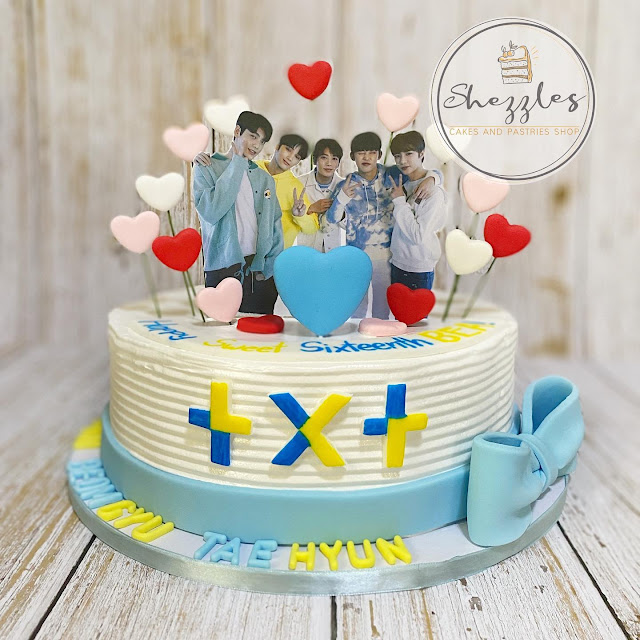 SHEZZLES | Cakes and Pastries: TXT KPop Cake