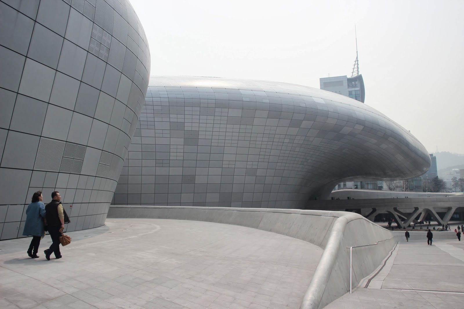 Seoul, Korea: Dongdaemun Design Plaza (DDP)