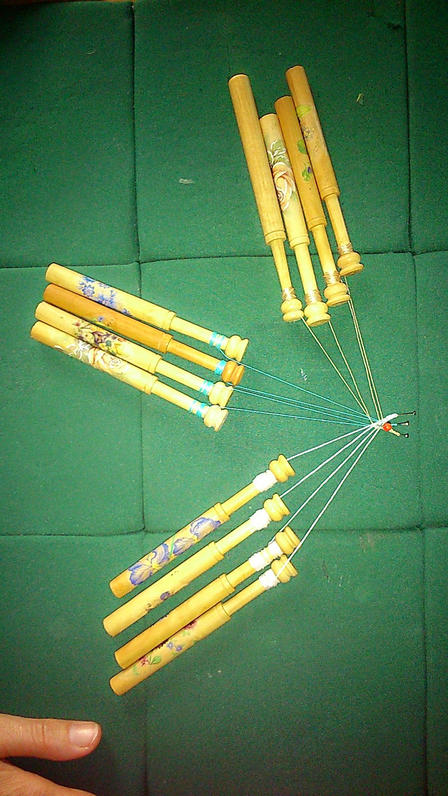 Encajeras la Hilandera: TRABAJOS DE AMIG@S