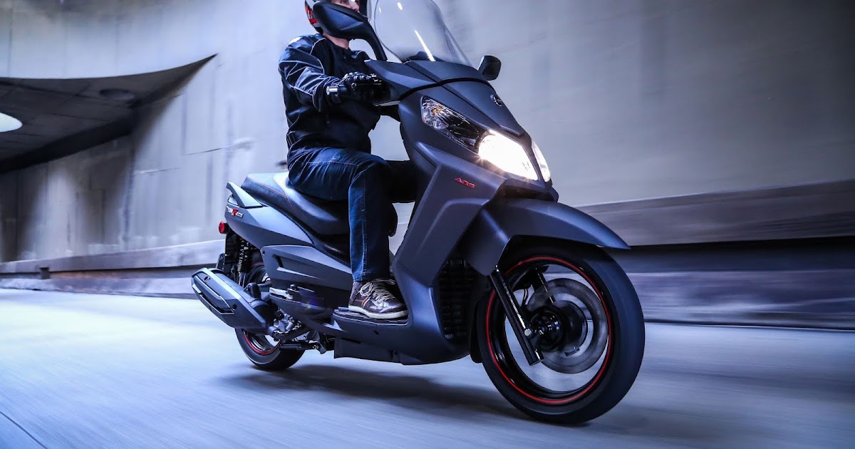 Citycom S 300i: Conheça a queridinha da categoria