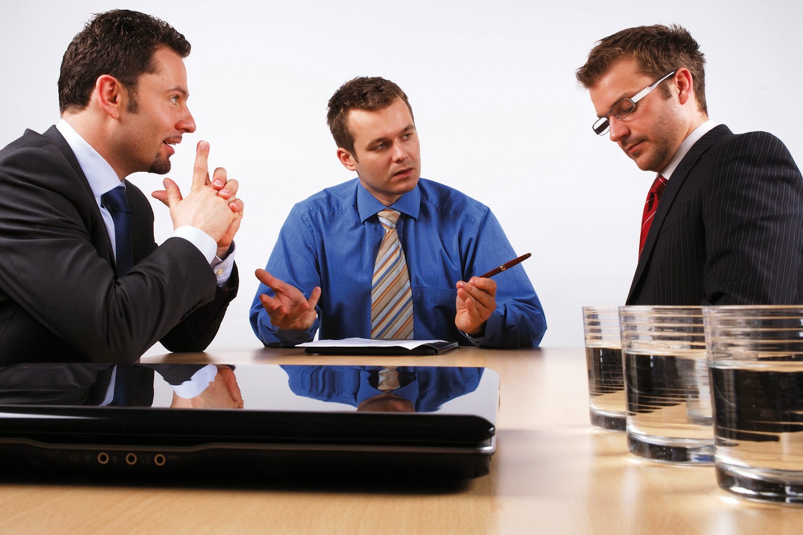 Negocjacje biznesowe - o co w tym chodzi?: Negocjacje z mediatorem