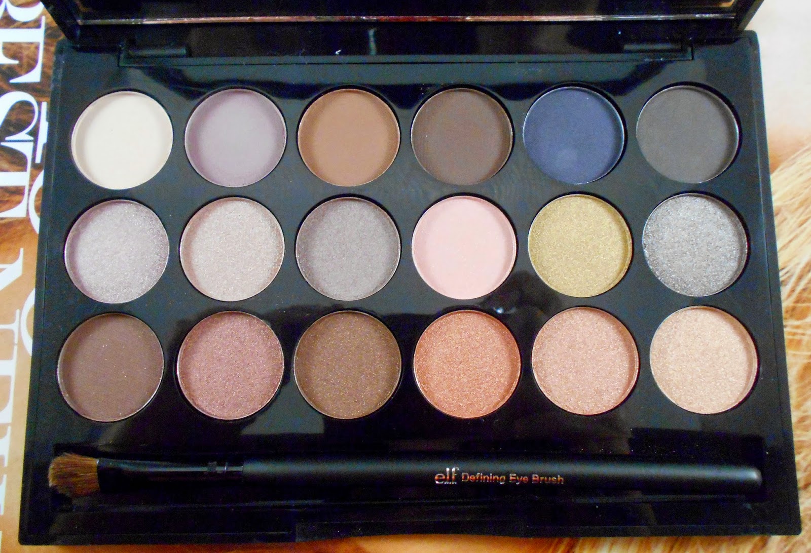 Makeup, Fashion & Royalty: Review: E.L.F Essential 18 Piece Eyeshadow ...