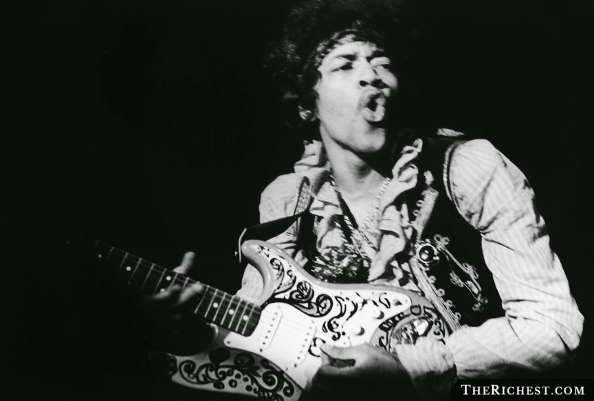 12 Kematian Selebriti Dan Orang Terkenal Paling Misterius | Mafia Informasi