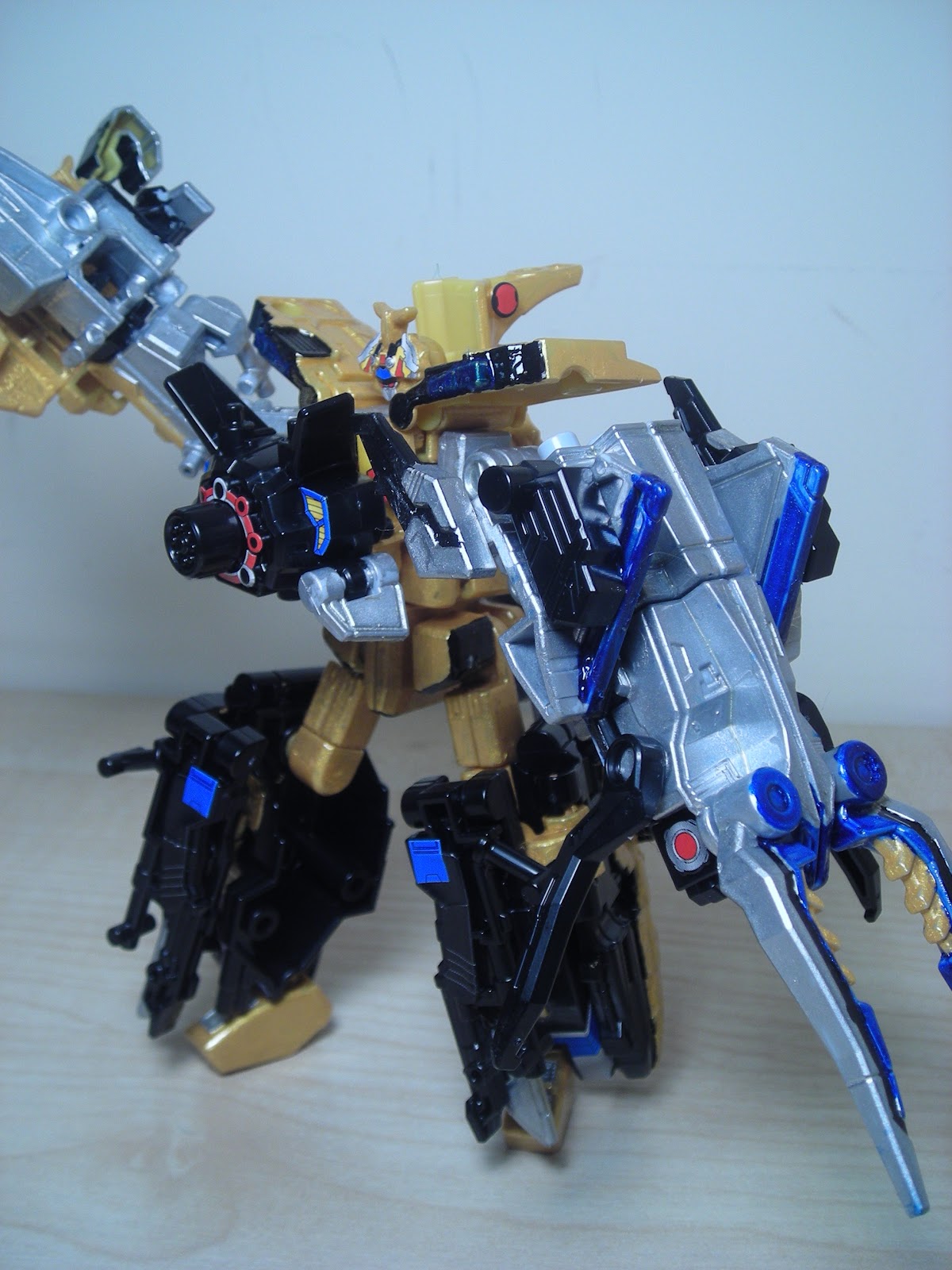 My Shiny Toy Robots: Toybox REVIEW: Tokumei Sentai Go-Busters minipla ...