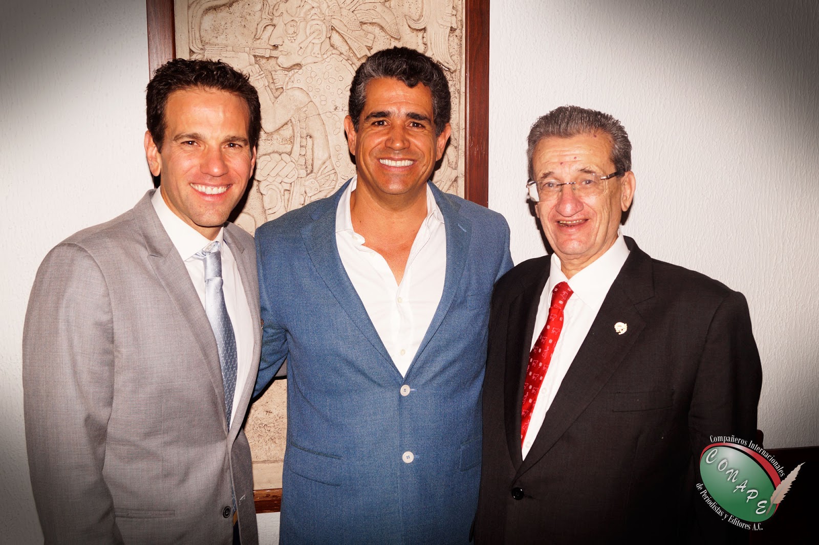 Rafael Loret de Mola celebra 50 años en el ejercicio periodístico ...