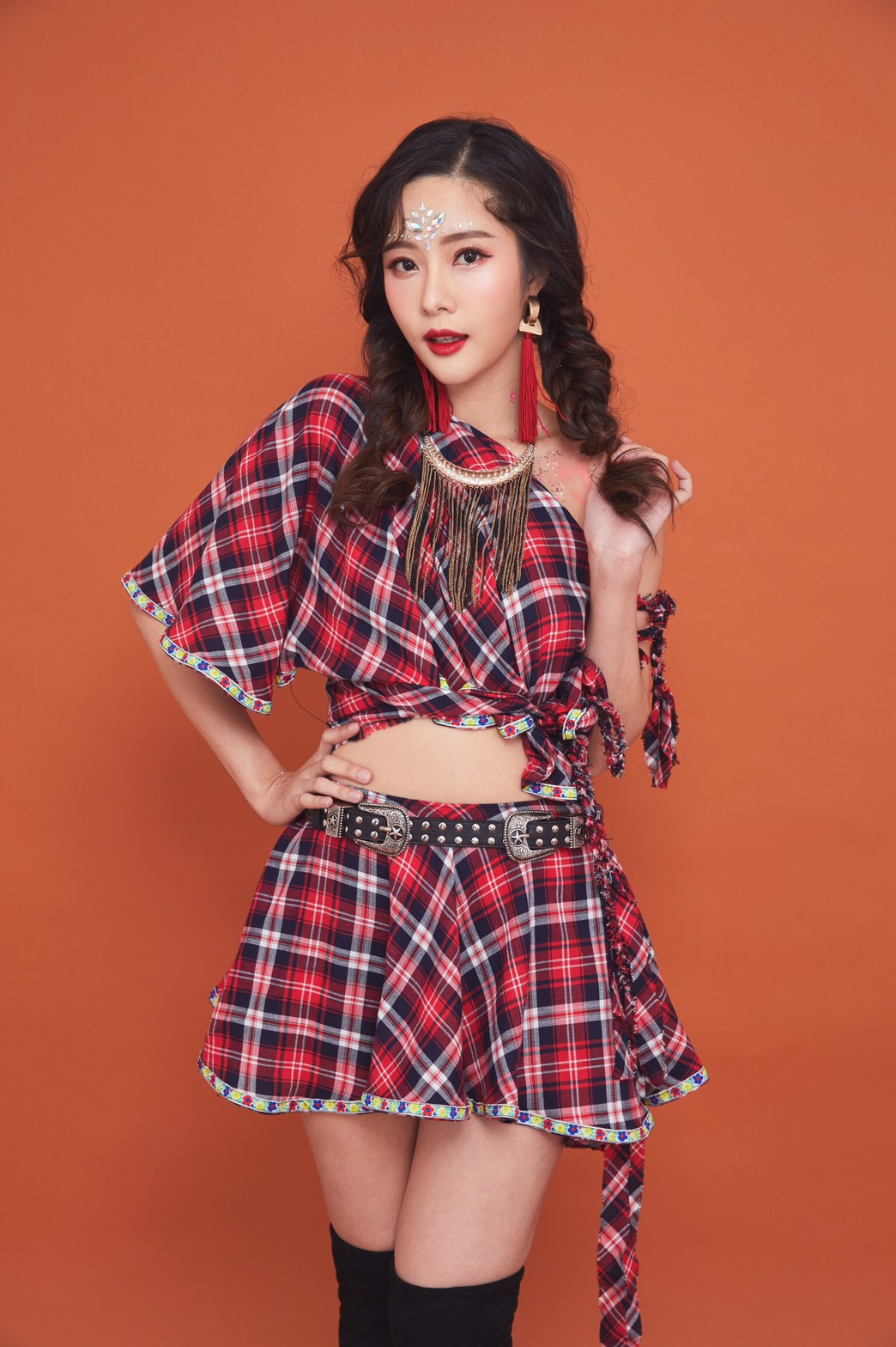 3 สาว JNP พลิกลุคส์ใหม่! เปรี้ยวซ่าสไตล์ “กุ้ง คูนิต้า” พร้อมเปิดตัว ...