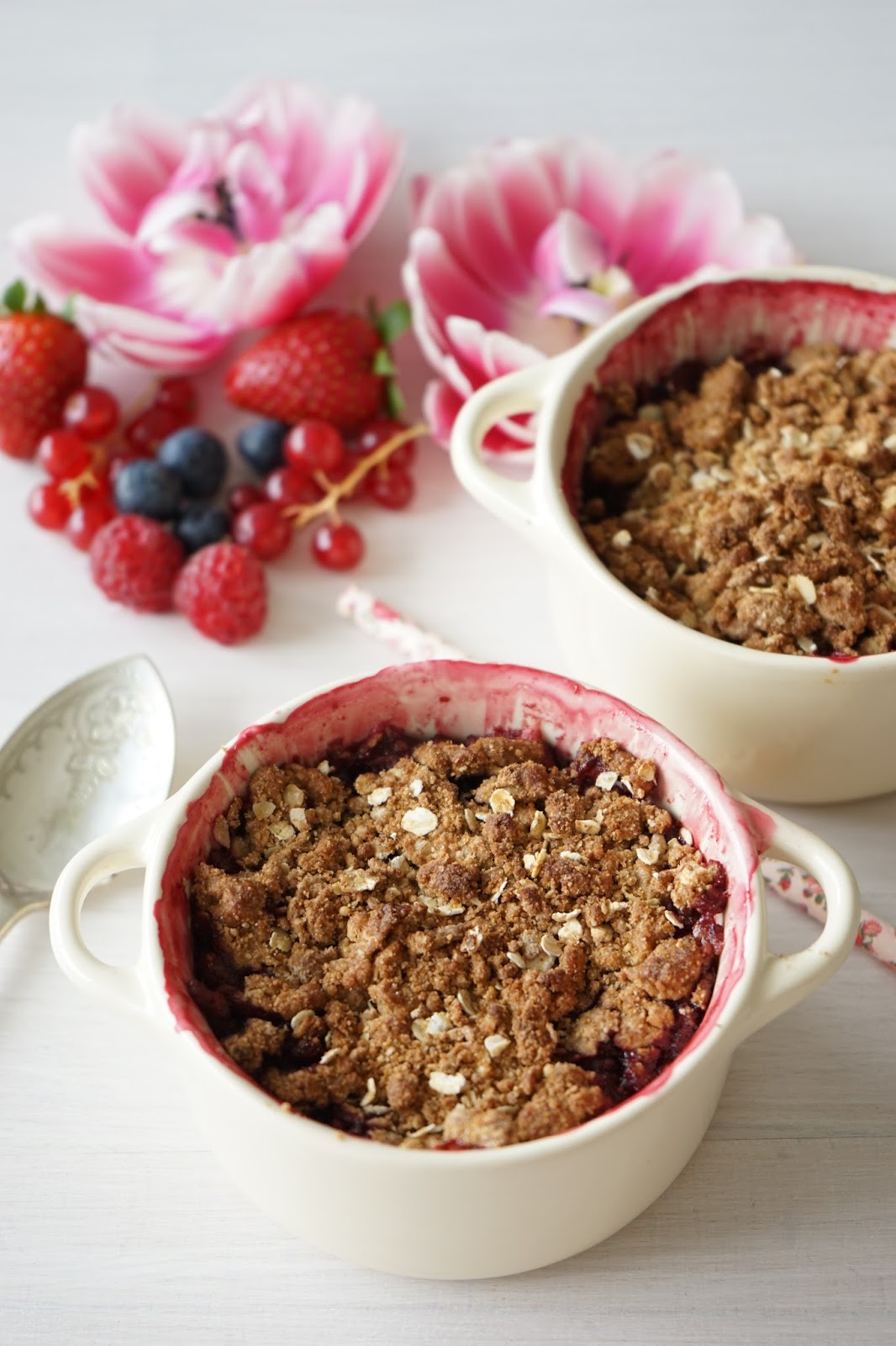The Cook Time: Crumble sans beurre aux fruits rouges et myrtilles